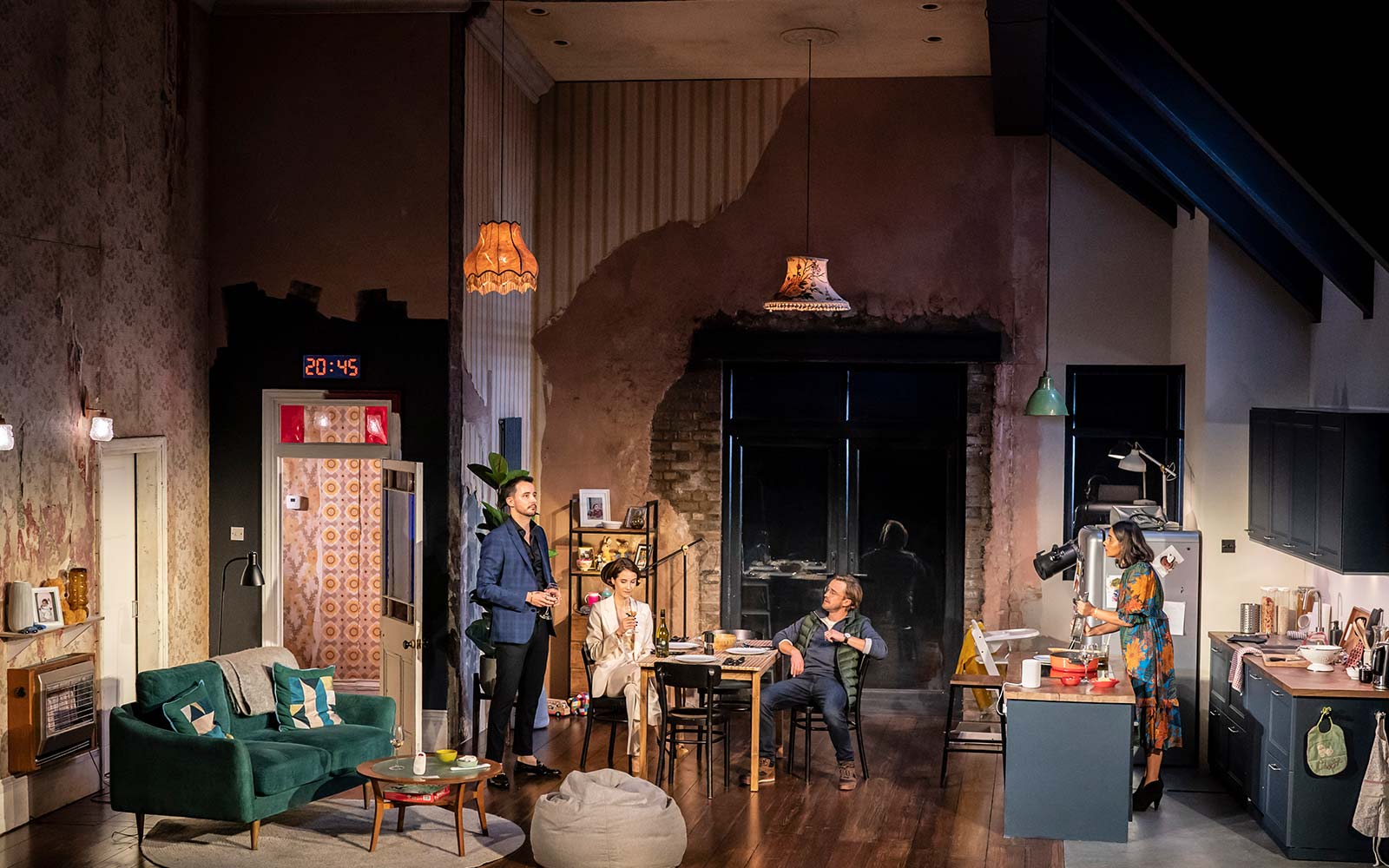 Media | 2:22 A Ghost Story